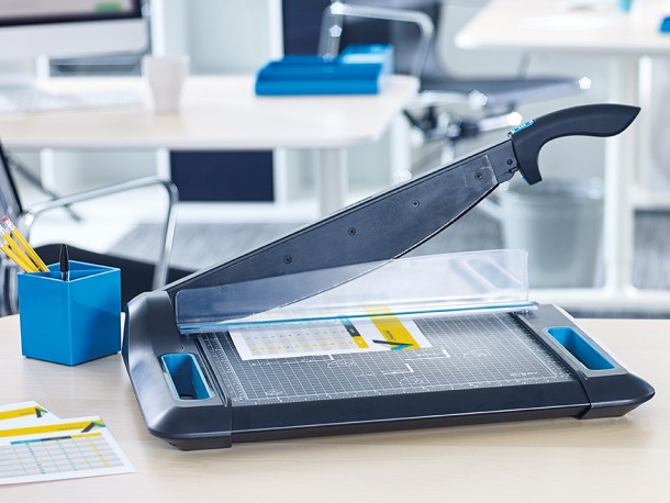 Trimmers & Guillotines | Avery